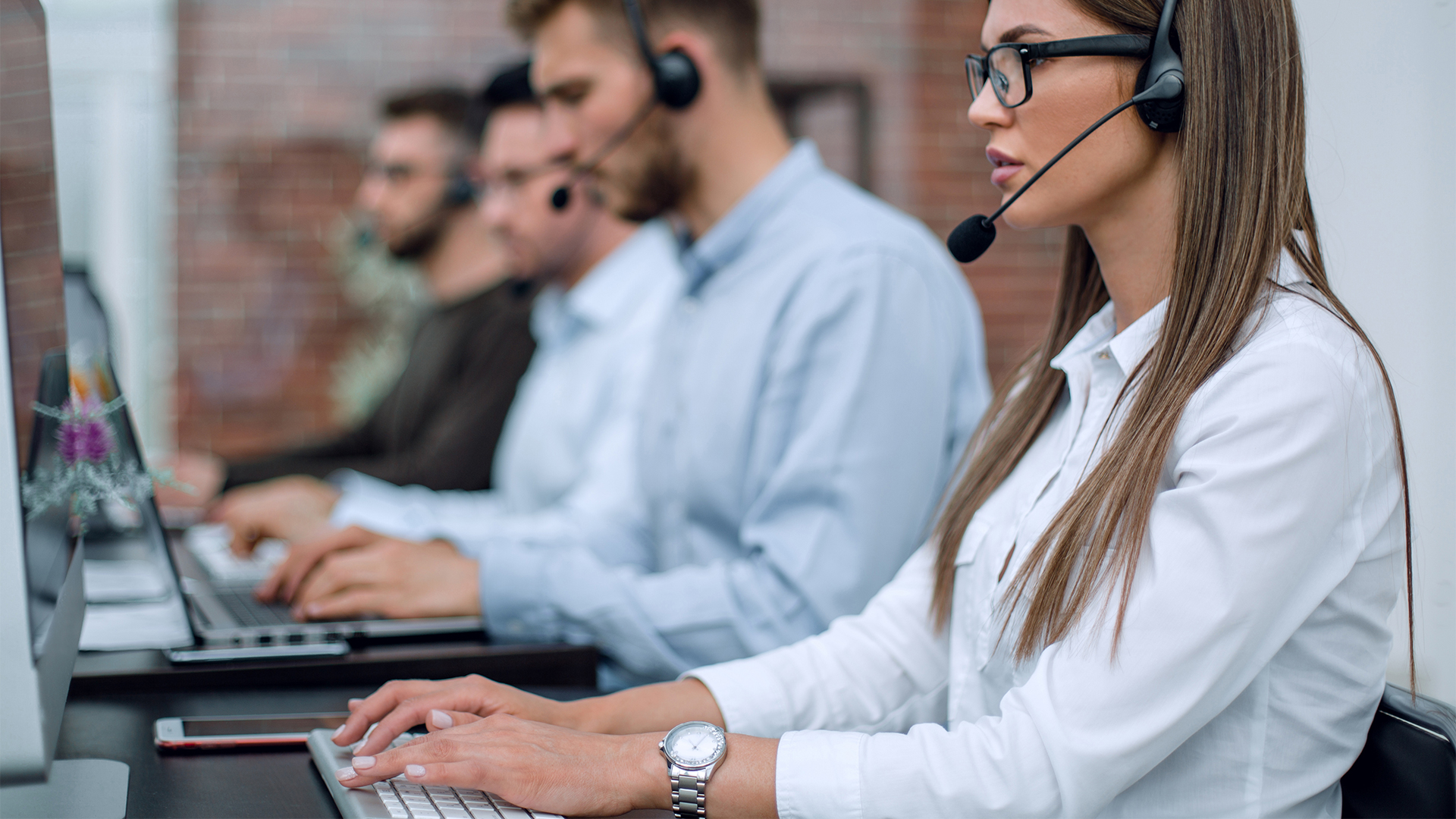 chat MaxContact - Marston Holdings